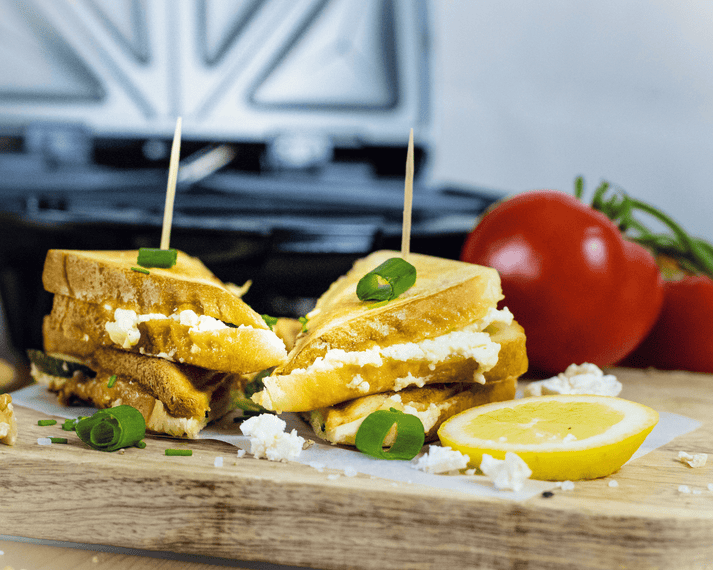 Sandwich toaster from rotel – Compact & user-friendly – rotel.swiss